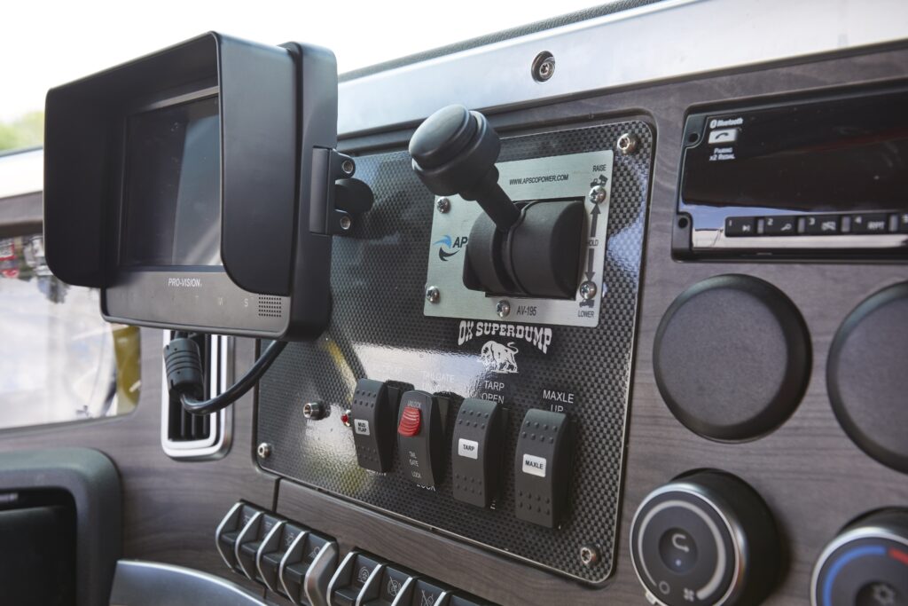 Western Star Introduces All-new 47X - Modern Work Truck Solutions