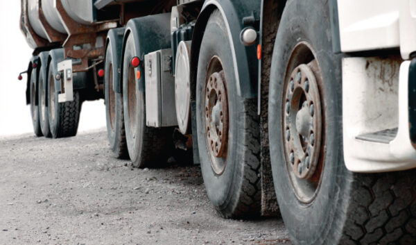 Components of a Wheel End System - Modern Work Truck Solutions