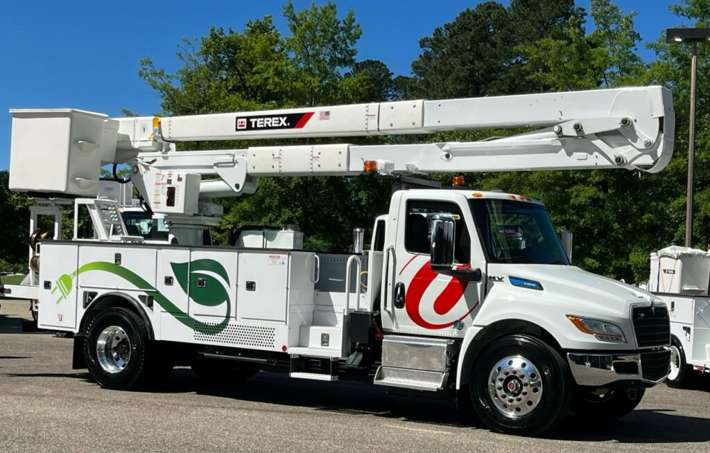 Navistar Serves Customer and Industry Partner Electrification Needs ...